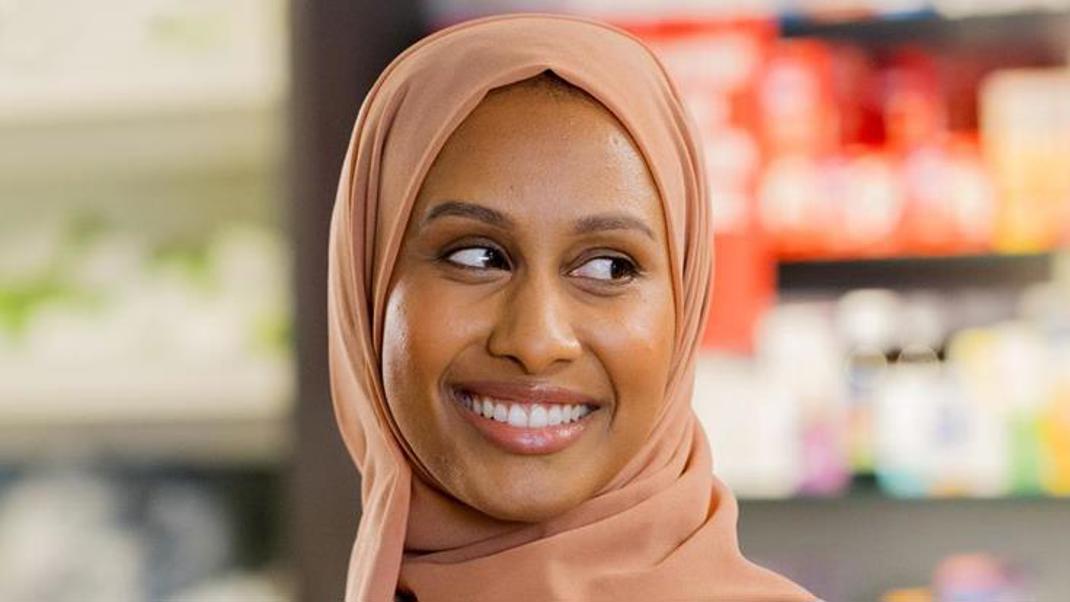 OLA LABIB: DISPERSIBLE - The Stand Comedy Club