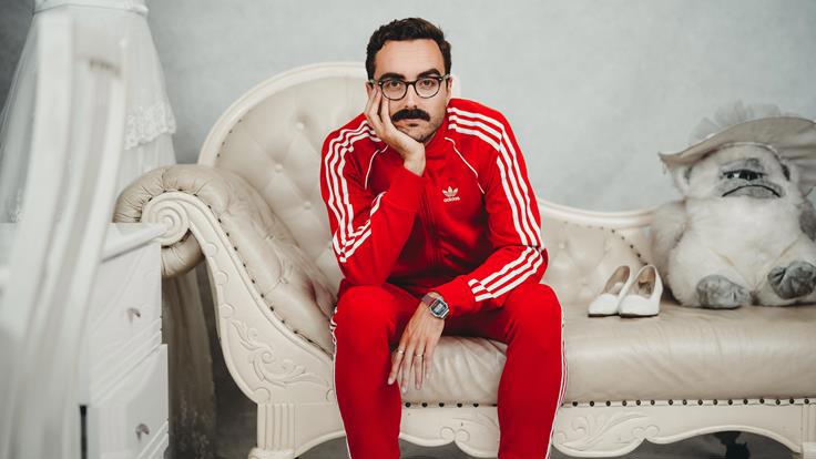 DANIEL MUGGLETON: WHITE & WRONG (BUT MOSTLY WHITE) - The Stand Comedy Club