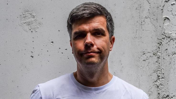 CHRIS KENT: OFFLINE - The Stand Comedy Club